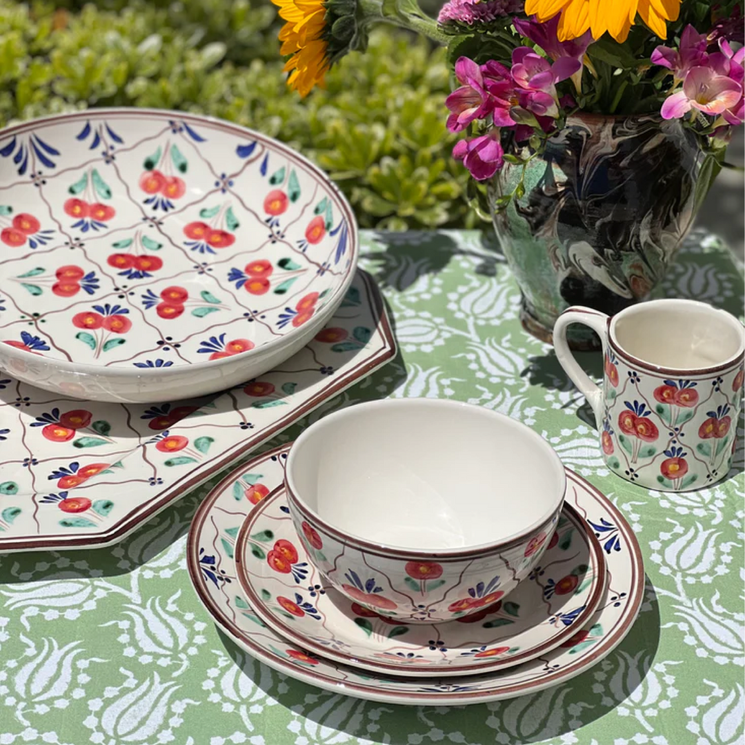 Trellis Dinner Plate – Carolina Irving and Daughters