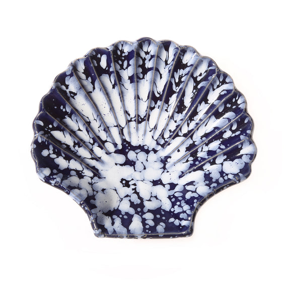 Shells – Carolina Irving and Daughters